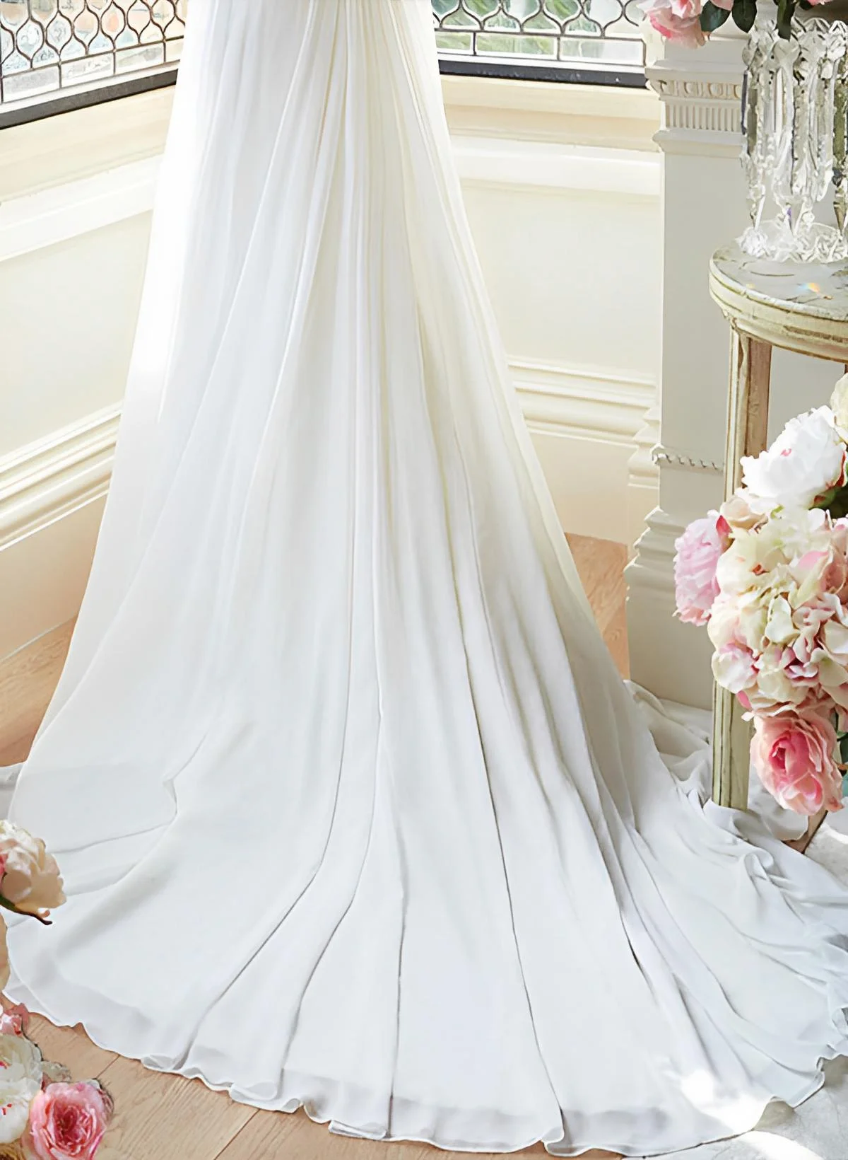 A-Line V-Neck Sleeveless Lace Court Train Wedding Dress With Lace - Missacc